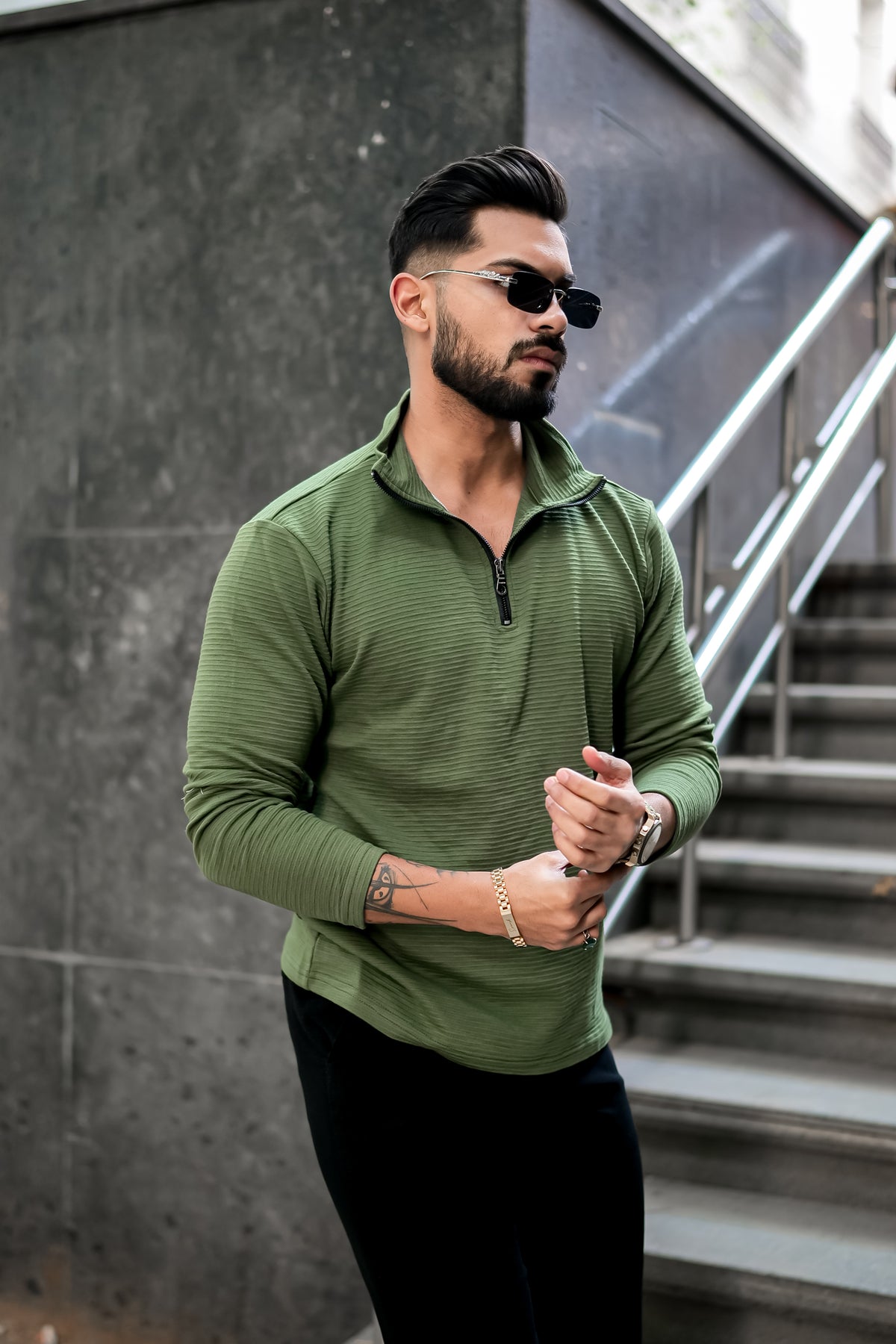 Green Textured Zipper T-Shirt – Gritstones